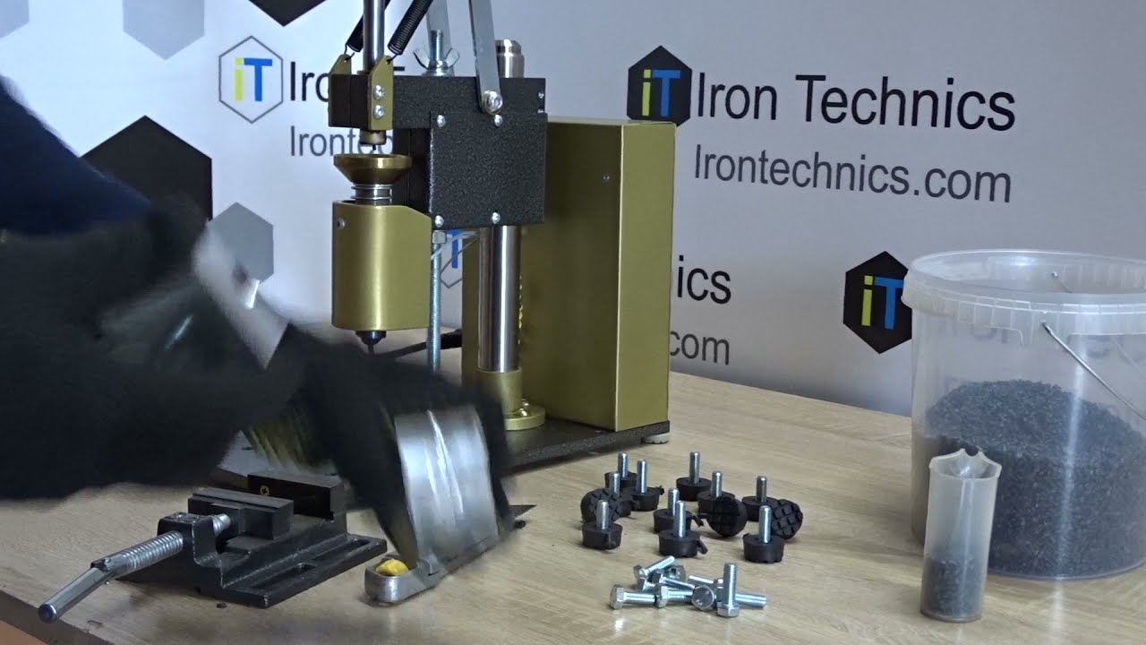 "Innovative Guide: Enhancing Plastic Injection Molding Efficiency with ...