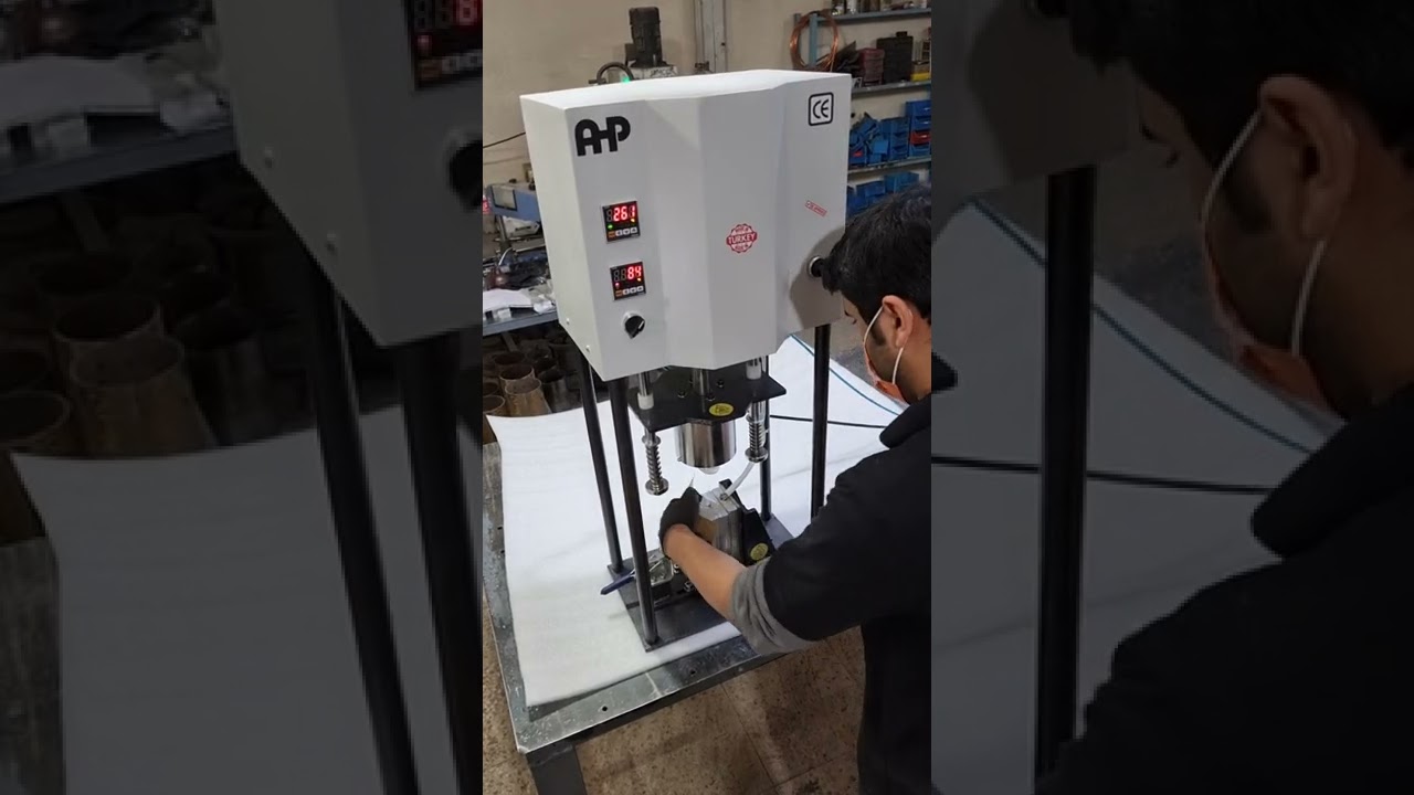 "Innovative Injection Molding Machine for Desktop Precision ...