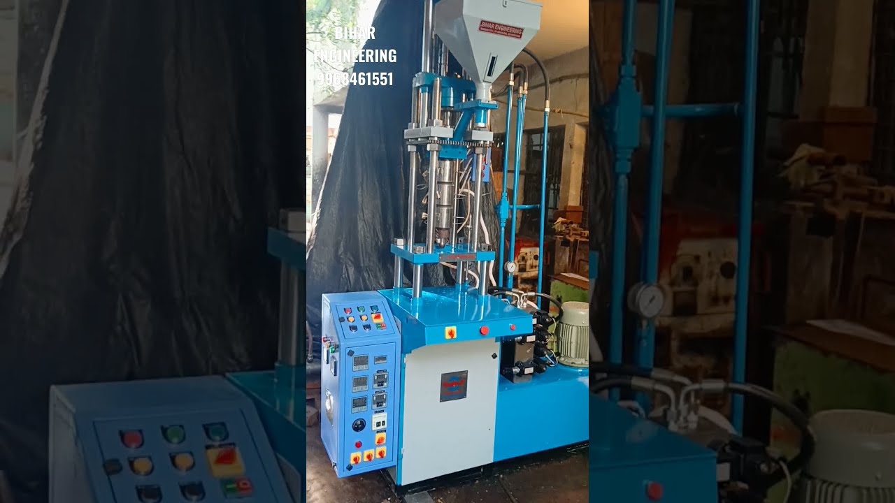 "Innovative Vertical Plastic Moulding Machine Screw and Plunger Design ...